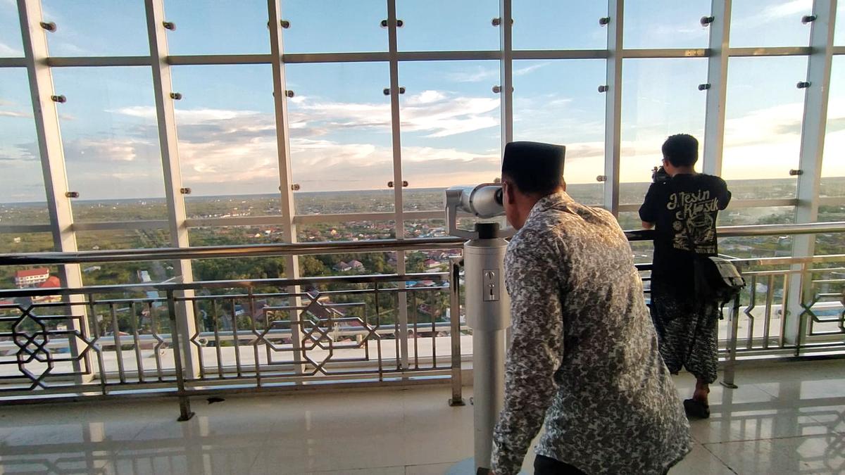 Menara Masjid Raya Darussalam Palangka Raya Resmi Dibuka, Jadi ...