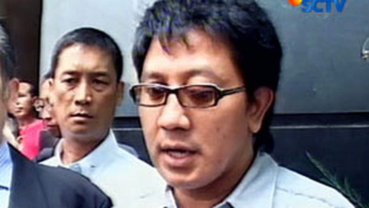 Agung Setiawan Ditetapkan Sebagai Tersangka - ShowBiz Liputan6.com