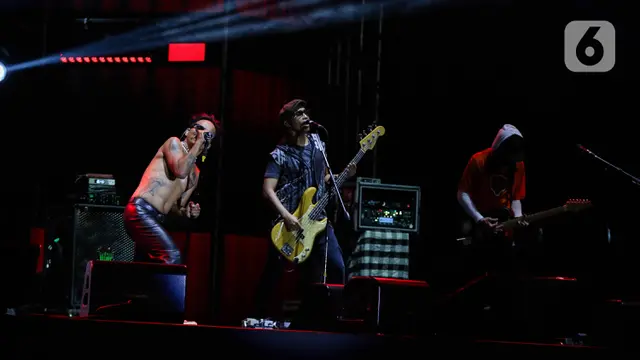 Slank Jadi Magnet di The 90's Festival 2024 - ShowBiz Liputan6.com
