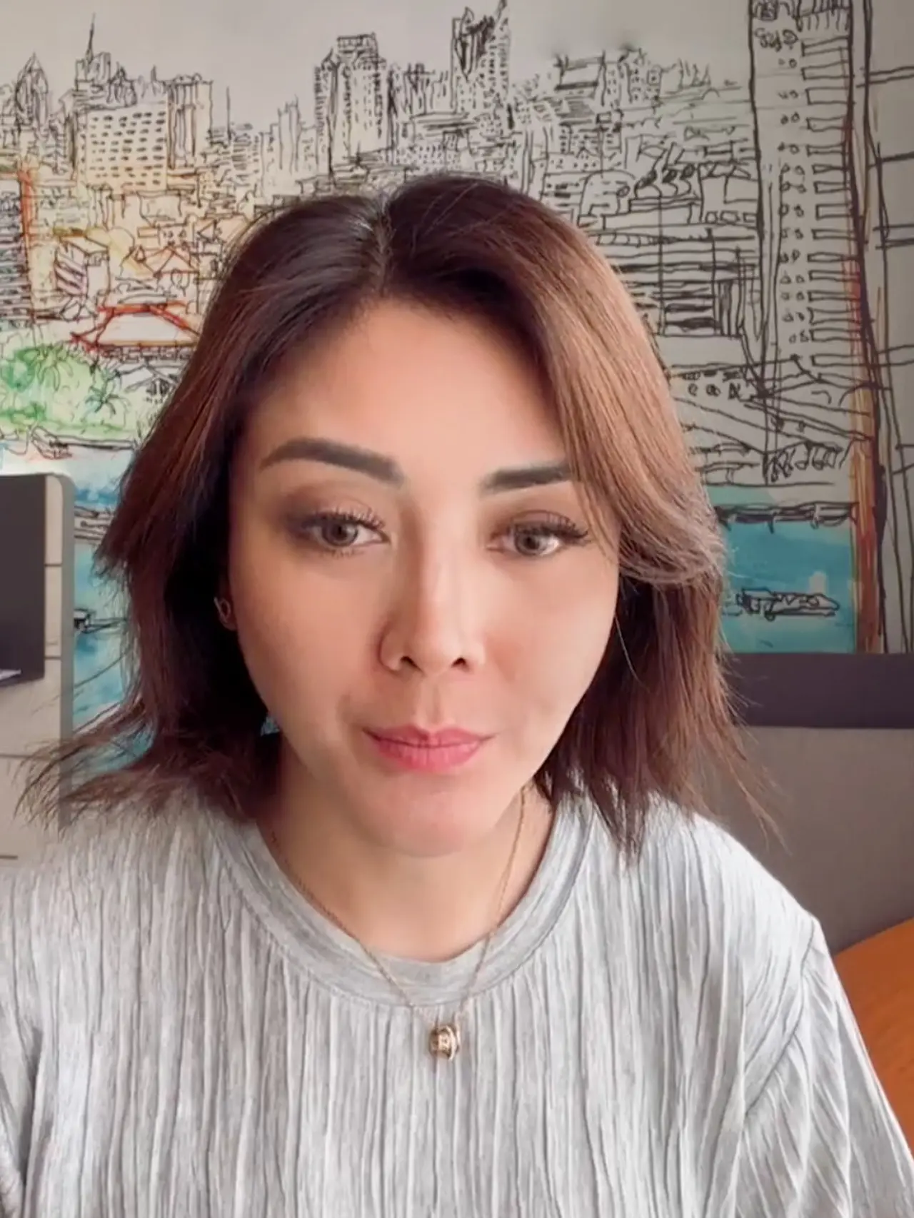 Curhat Dhena Devanka Setelah Cerai dari Jonathan Frizzy: Urus Anak Sendiri, Dikasih Uang ...