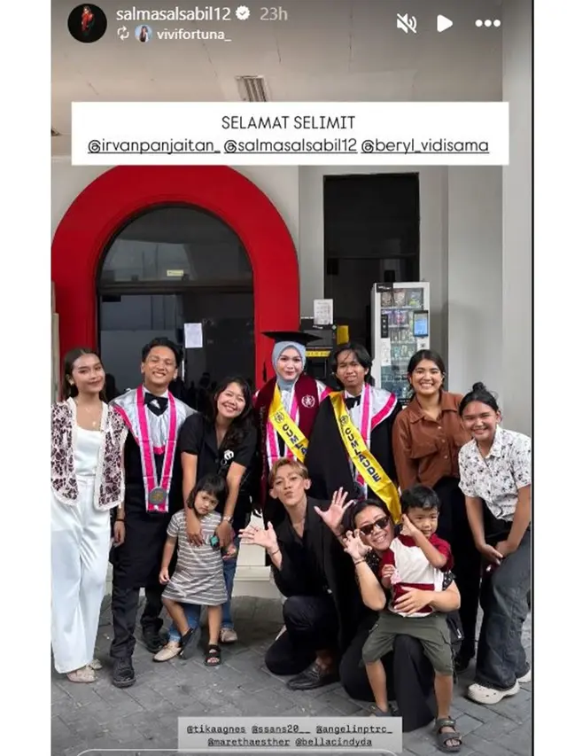 6 Potret Wisuda Salma Salsabil dari ISI Jogja, Raih Gelar Sarjana Terapan Seni - Hot Liputan6.com