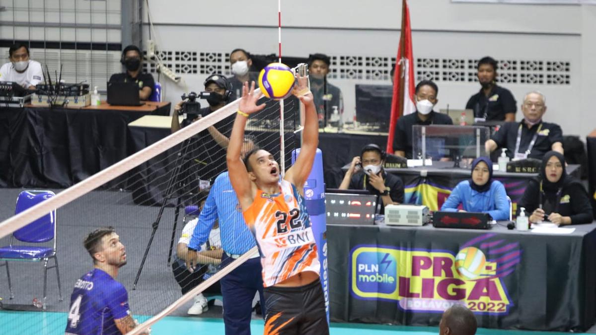 Laju Bola Pukulan Smash Keras dan Menukik - Bola Liputan6.com