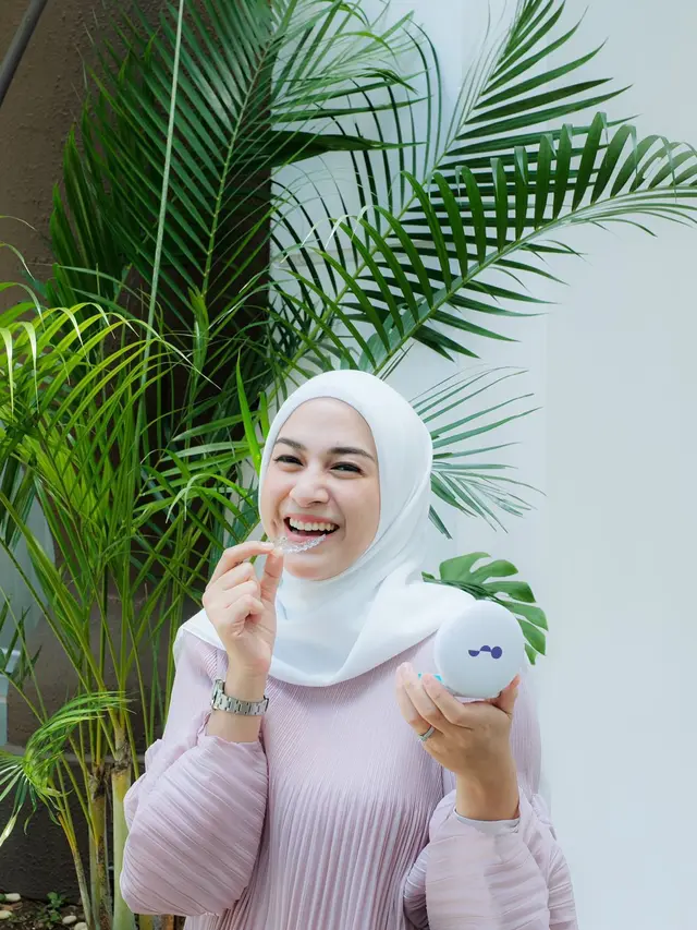 OneSmile Luncurkan Aligners Gigi Halal Pertama di Indonesia - ShowBiz Liputan6.com