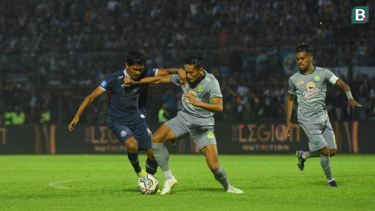 Ricuh di Stadion Kanjuruhan Usai Arema Kalah, Skuad Persebaya Sempat Terjebak di Dalam Stadion ...