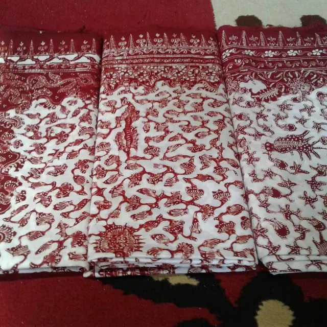 Cerita Kekejaman Daendels dalam Motif Lokcan Batik Lasem - Lifestyle ...