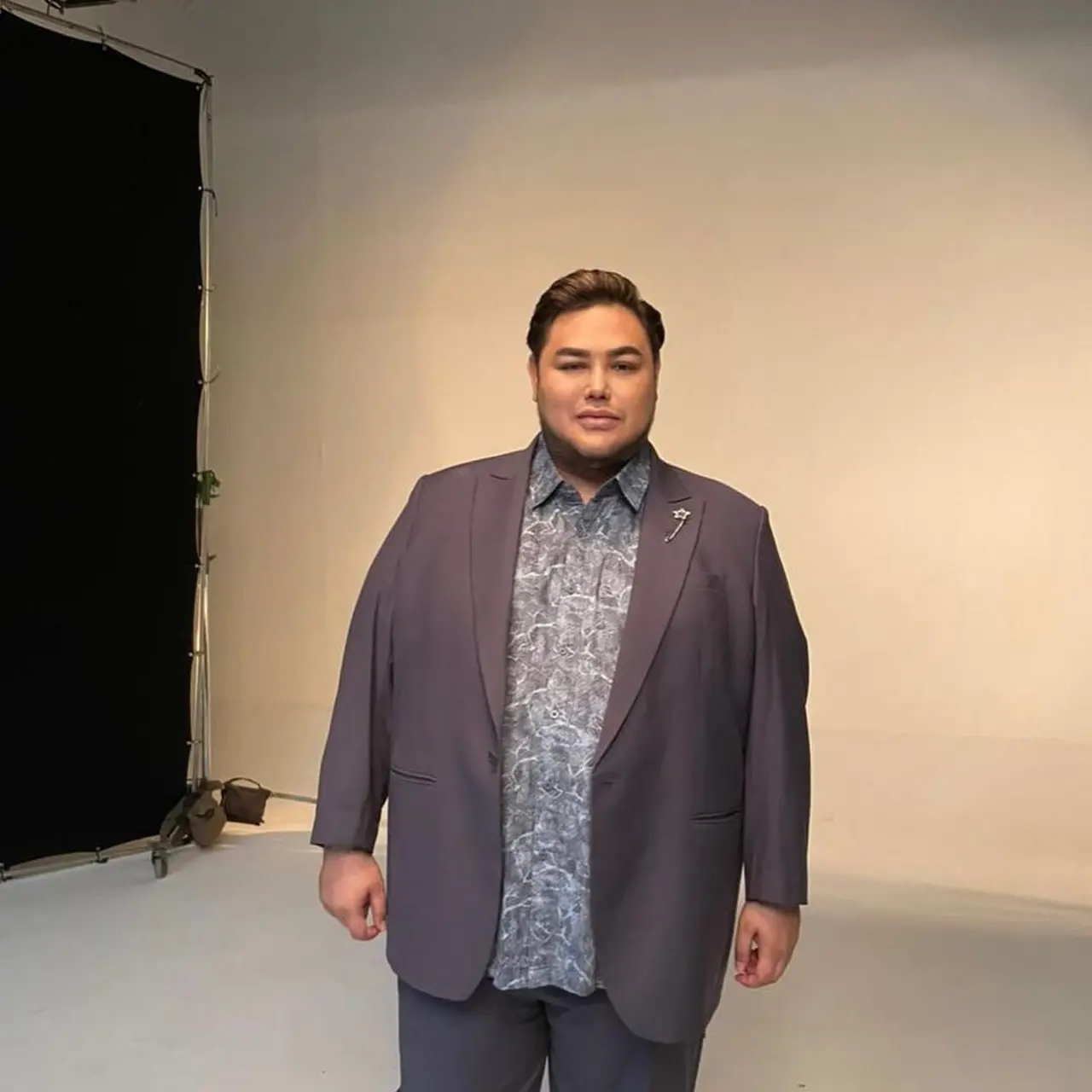 6 Potret Transformasi Penampilan Ivan Gunawan Makin Langsing, Bikin ...