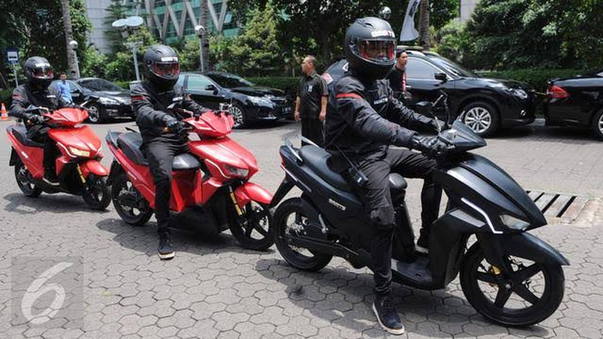 Empat Tips Safety Riding yang Perlu Dipahami Sebelum Kendarai Motor Listrik