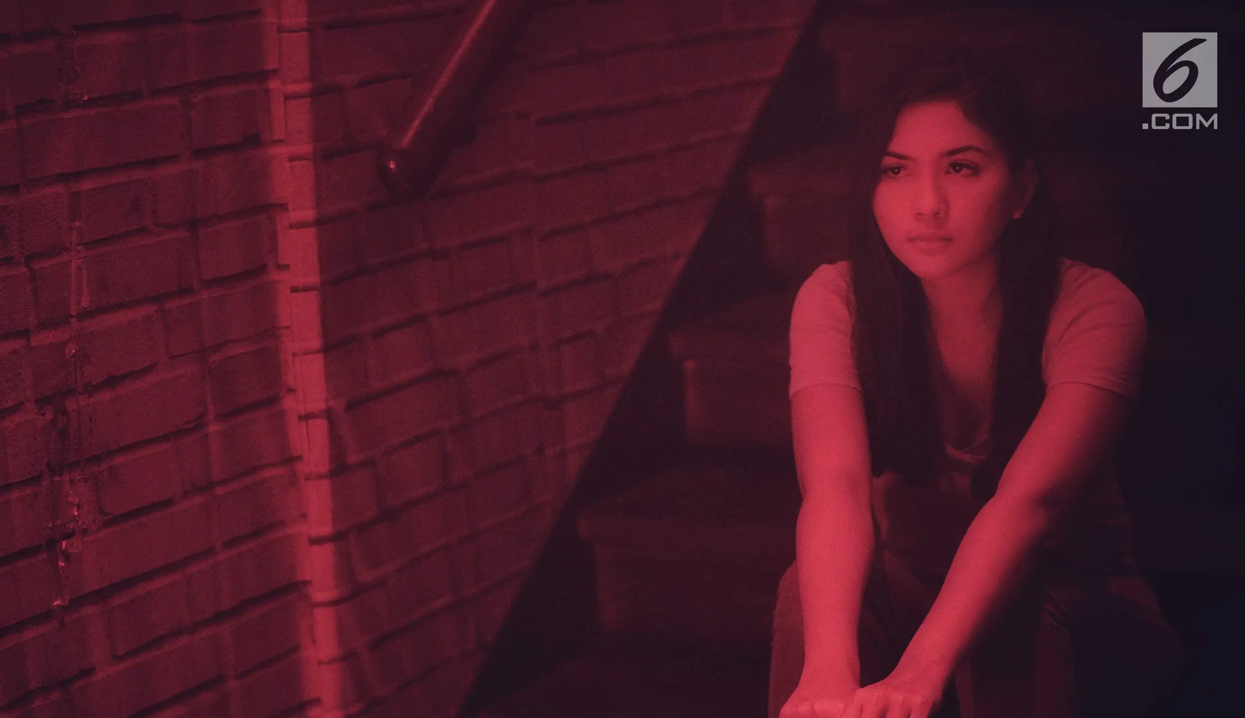 FOTO: Melihat Jessica Mila dan Jeremy Thomas saat Syuting Mata Batin 2 ...