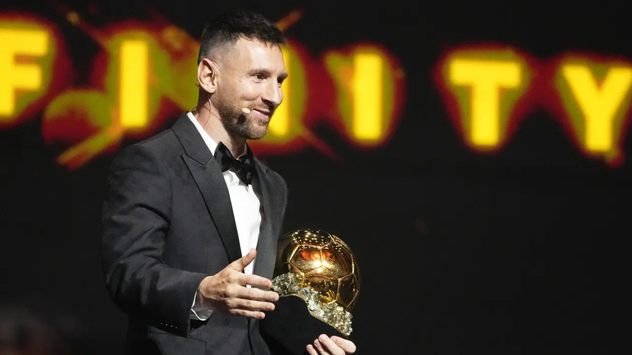 Daftar Lengkap Peraih Ballon d'Or dari Masa ke Masa: Lionel Messi Terbanyak, Rodri Pemenang ...