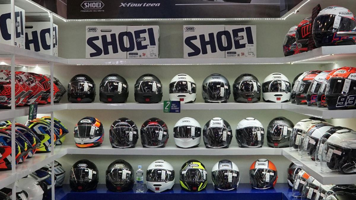 6 Kiat Memilih Helm yang Keren, Aman, dan Nyaman - Berita Otosia.com