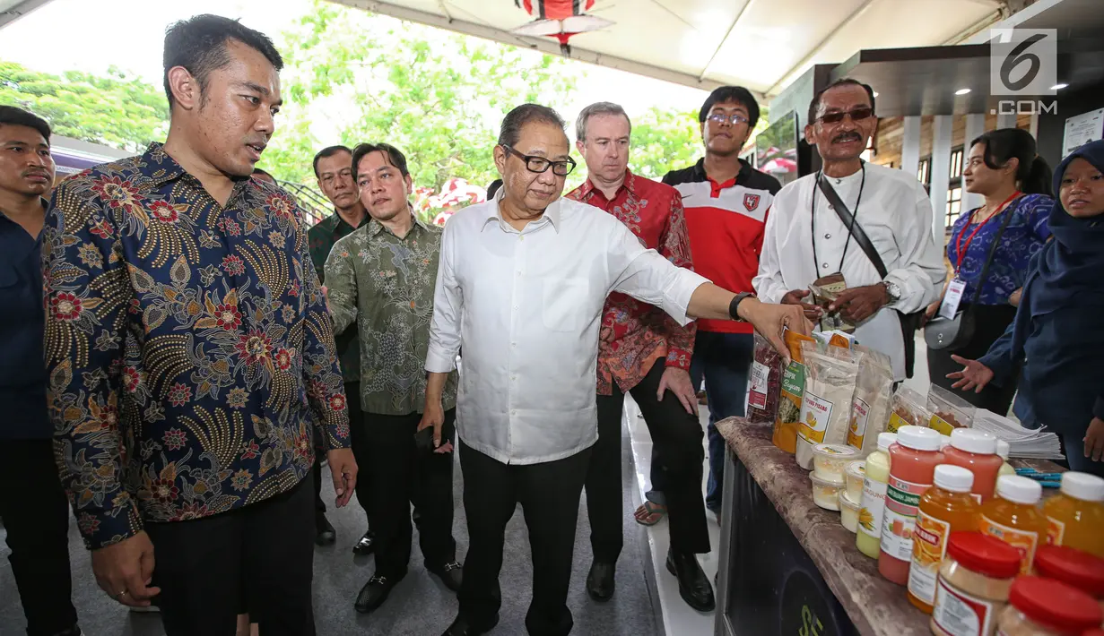 FOTO: Ratusan Pelaku UKM Mitra Binaan Sampoerna Ramaikan SETC Expo 2018 ...