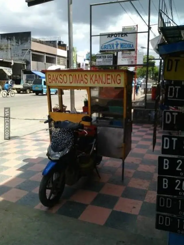 6 Tulisan di Gerobak Bakso Motor Ini Kreatif Sekaligus Kocak - Hot ...