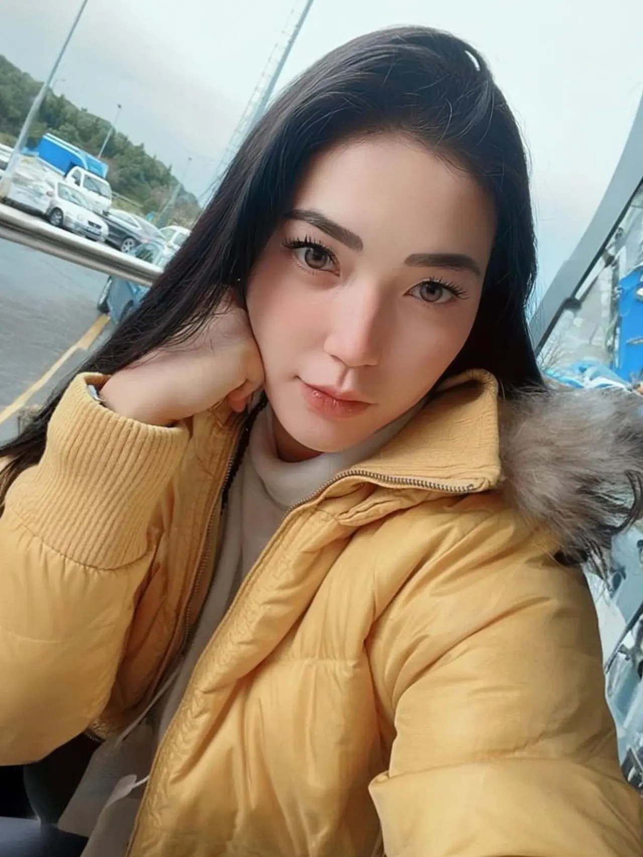 Foto dan Biodata Dewi Intan Malenka, Pengacara Anggun Tim Hotman Paris dalam Peristiwa ...