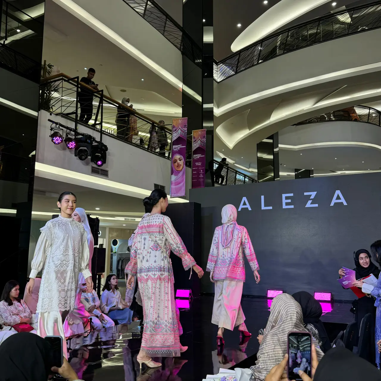 Ramadhan Seru di Modest Fashion Hype FX Sudirman, Ulik Keragaman Fesyen ...