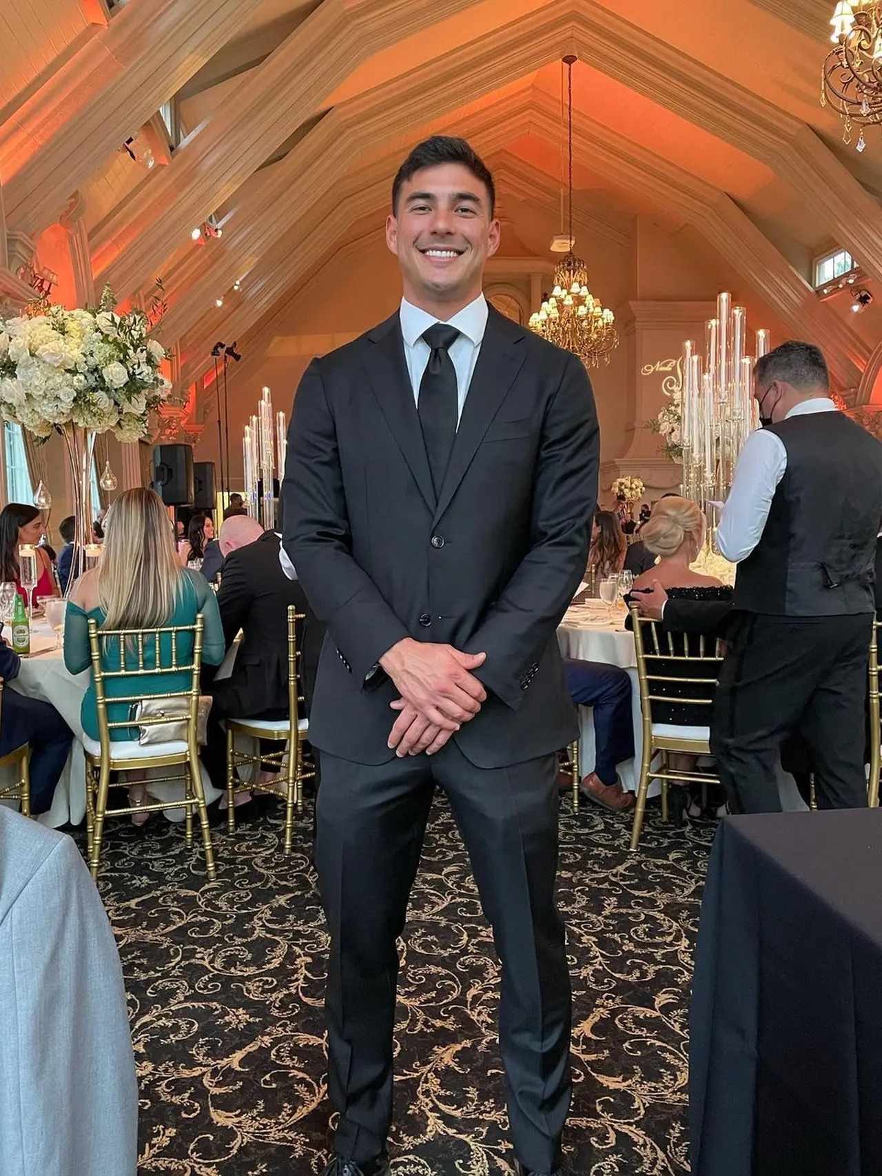 Mengenal Tyler Bigenho, Chiropractic Ganteng Keturunan Indonesia yang ...