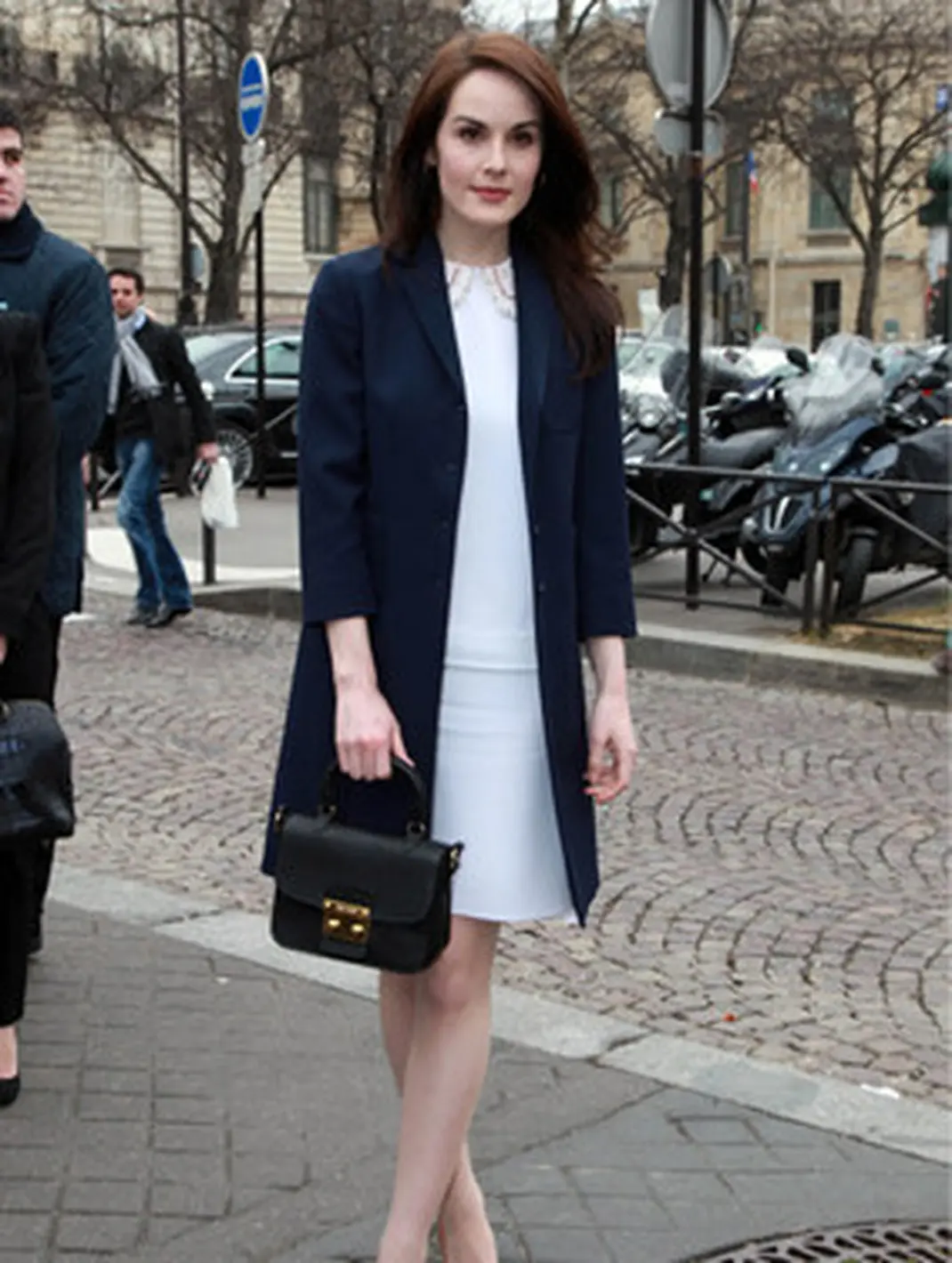 Gaya Ladylike Untuk ke Kantor dan ke Pesta ala Michelle Dockery