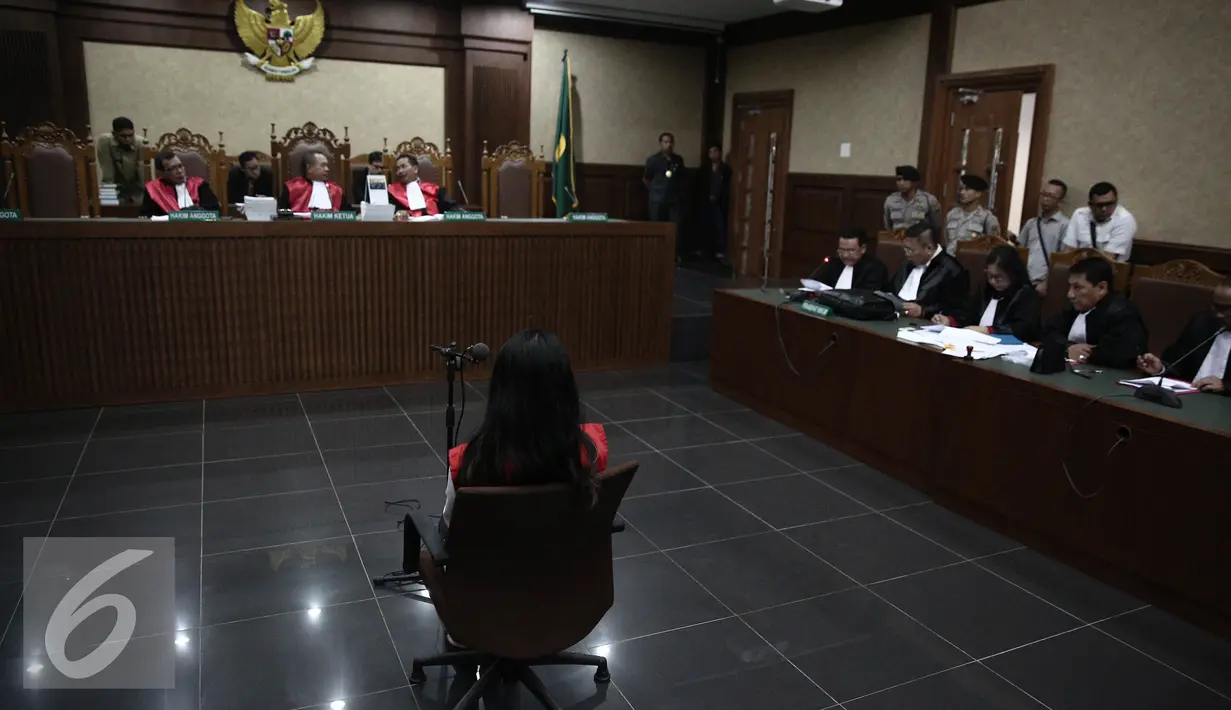 Begini Suasana Sidang Perdana Jessica Wongso - Foto Liputan6.com