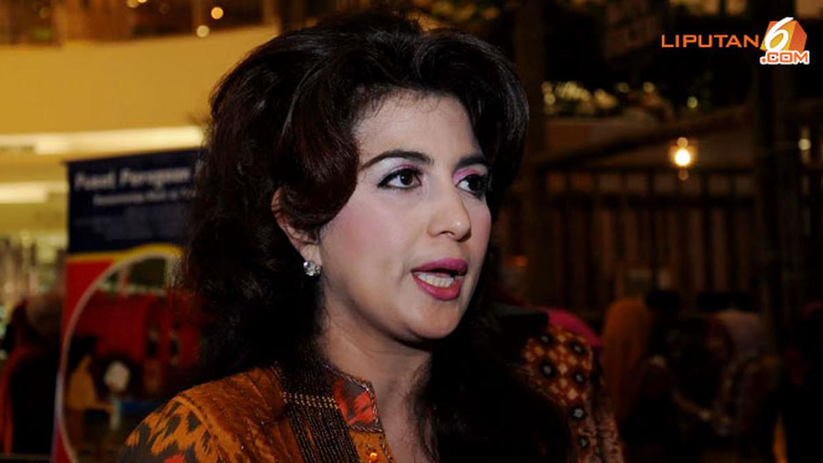 Wajah Tanpa Jerawat ala Istri Fadel Muhammad