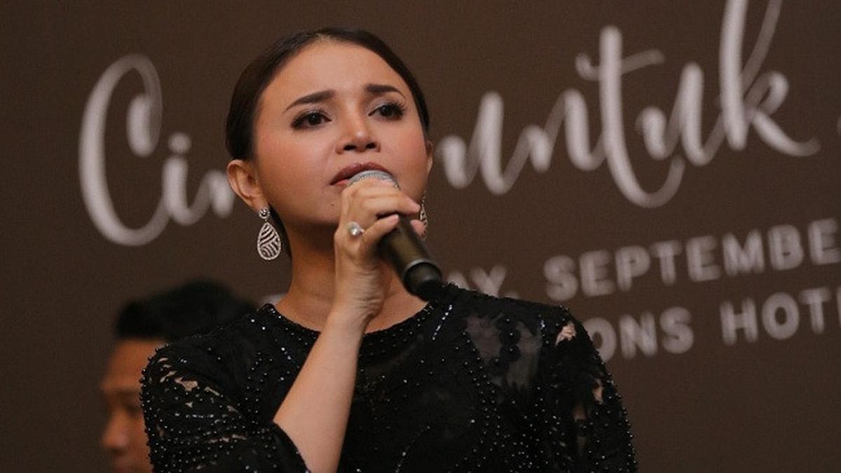 9 Tahun Menjanda, Rossa Belum Berencana Menikah