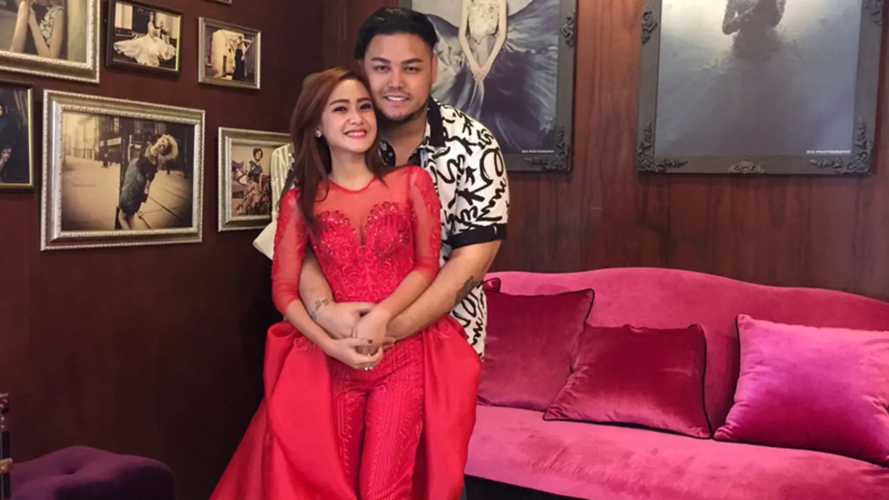 7 Artis Pernah Disebut Pacar Ivan Gunawan, Ada Model Hans Virgoro - Hot ...