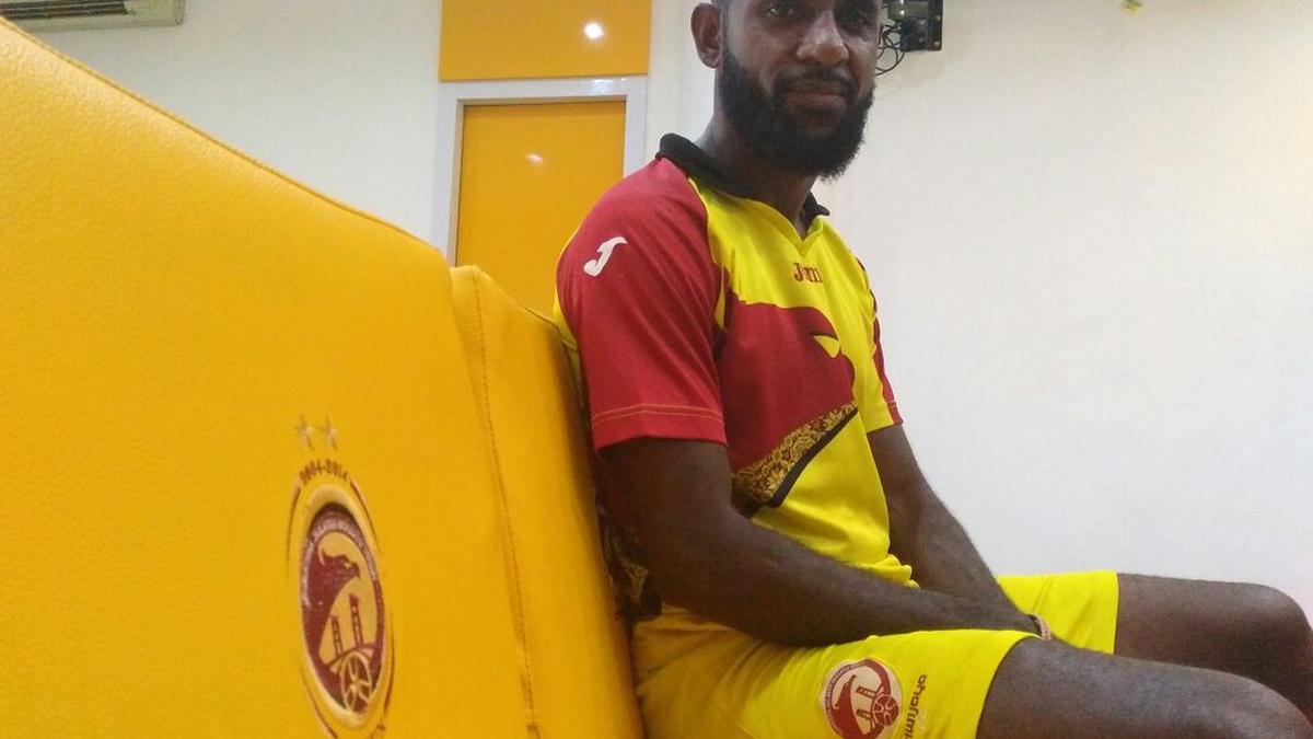 Batal ke Arema, Yanto Basna Berlabuh di Sriwijaya FC - Indonesia Bola.com