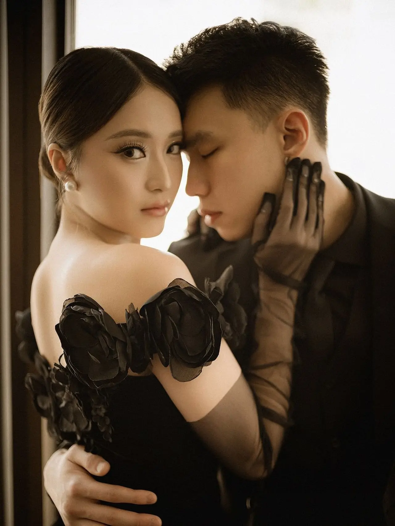 7 Potret Onic Vior yang Lagi Viral, Foto Bareng Kekasih Jadi Sorotan - Hot Liputan6.com