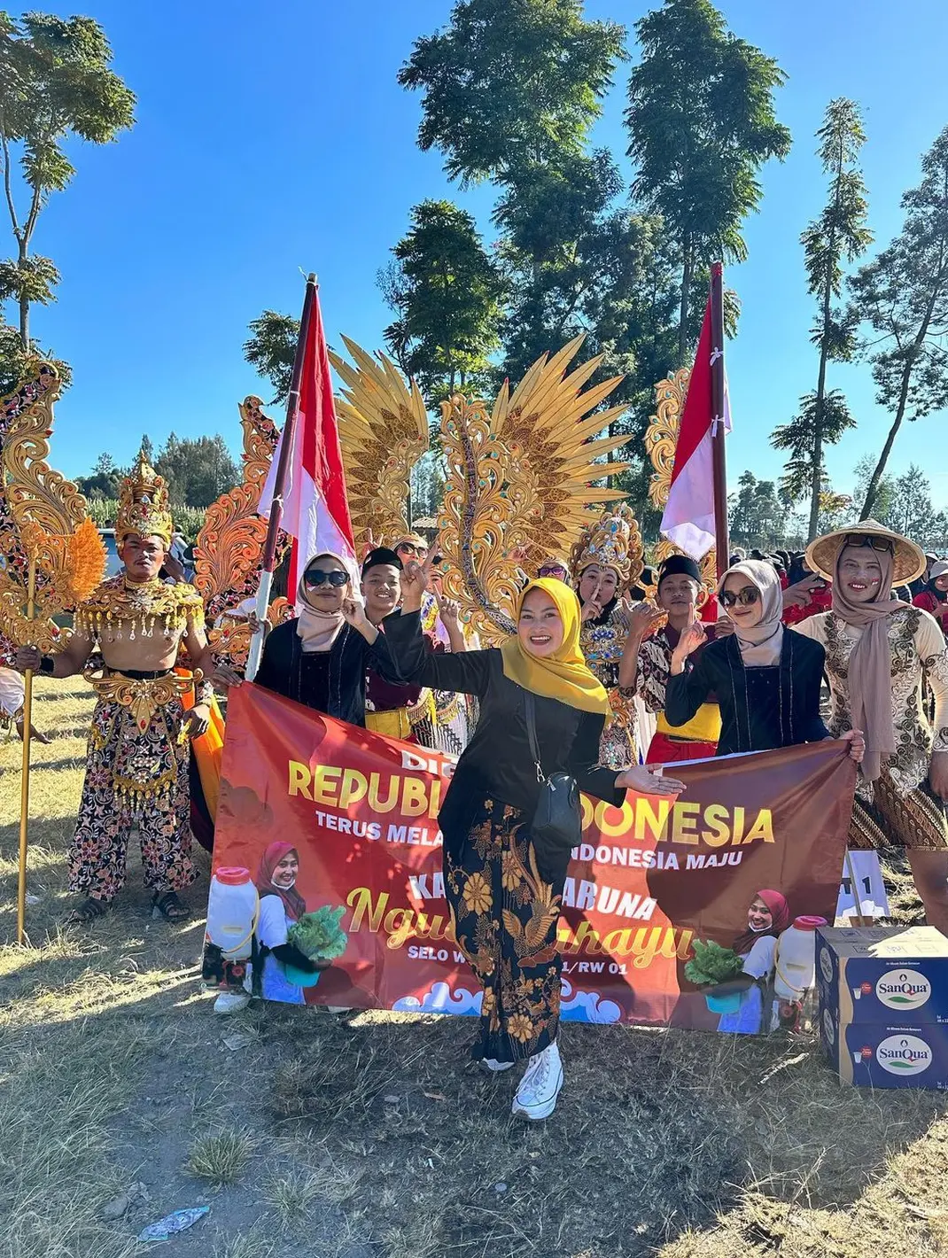 Penyanyi Dangdut Banting Stir Jadi Petani Happy, Potret Novi Listiana ...