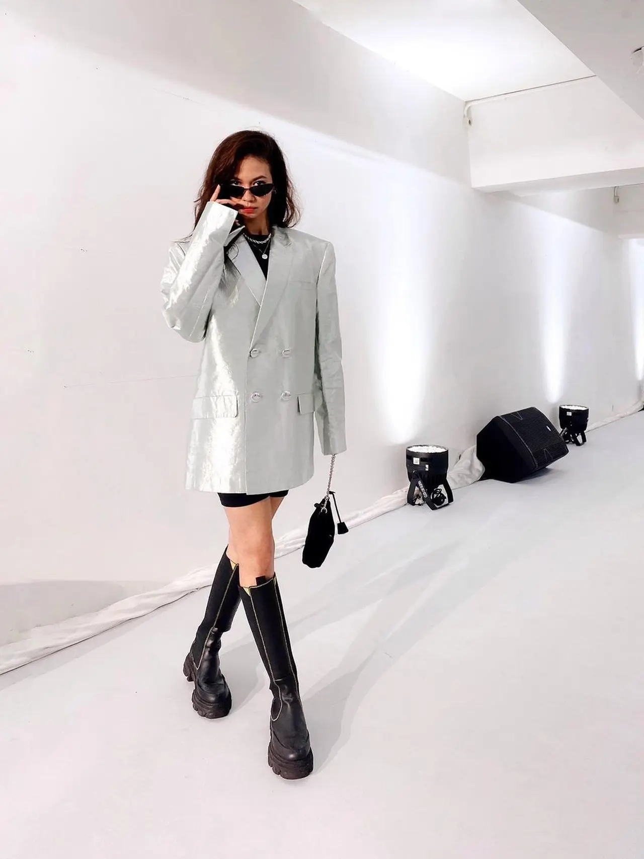7 Cara Menggunakan Blazer agar Tampil Stylish dari Pevita Pearce hingga ...