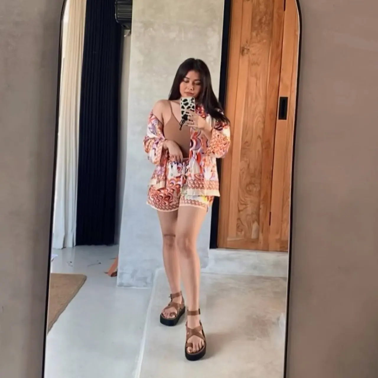 Cantik dengan Kulit Tanning, 9 Potret Mutia Ayu Pamer Body Goals dengan ...