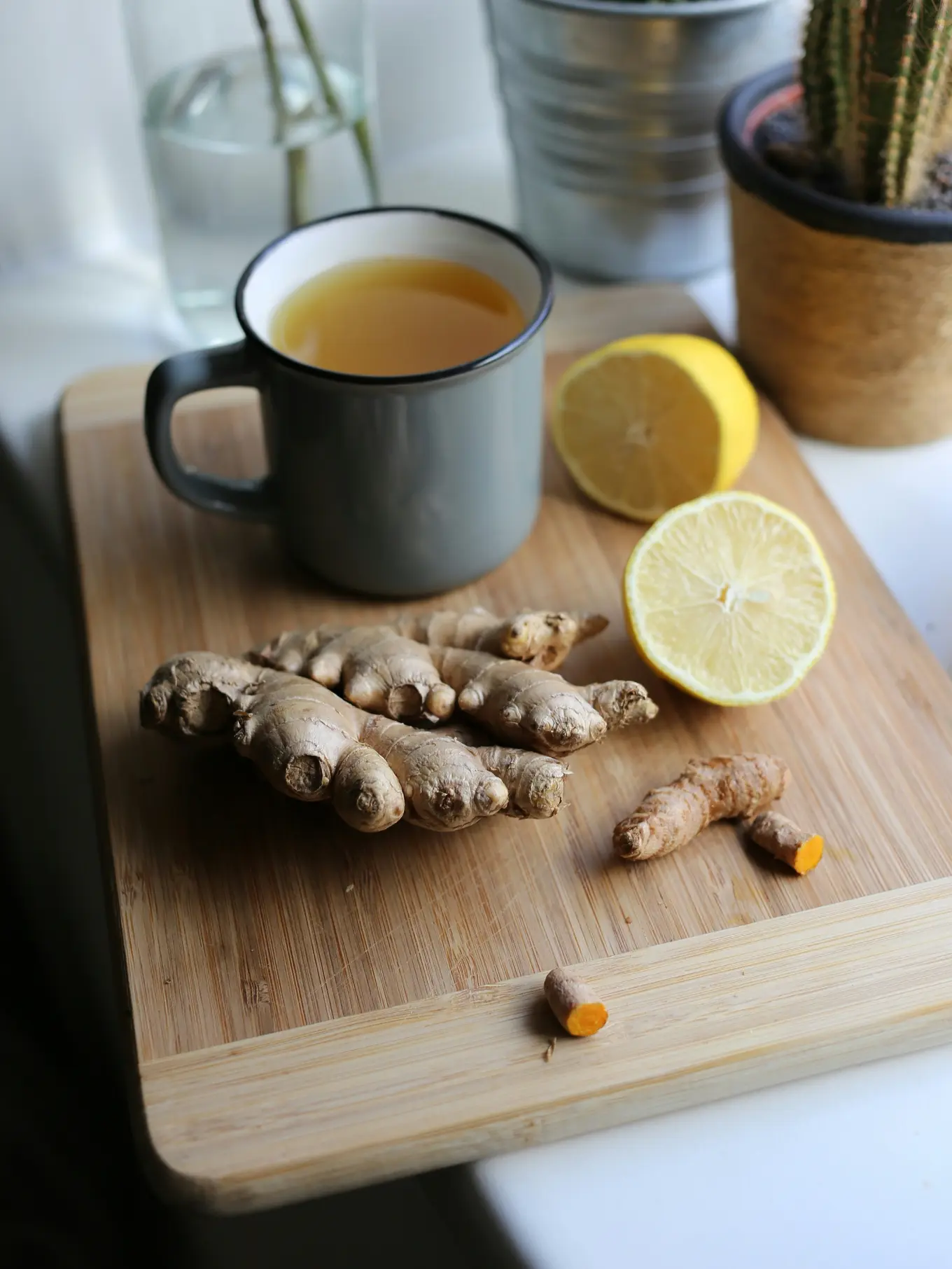 Resep Teh Jahe Kunyit Lemon untuk Penurun Kolesterol Tinggi