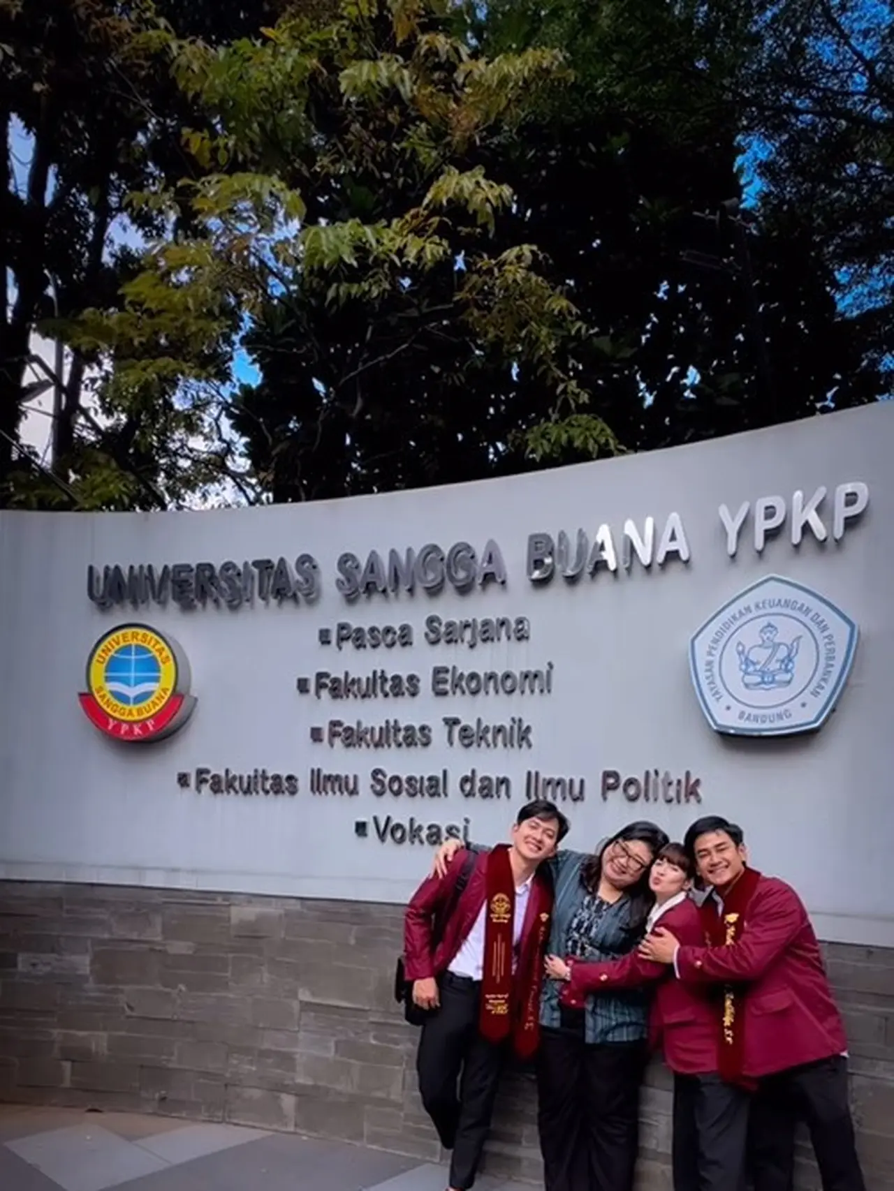 Perjalanan Chika Jessica, Dwi Andhika, dan Kiki Farel Raih Gelar ...