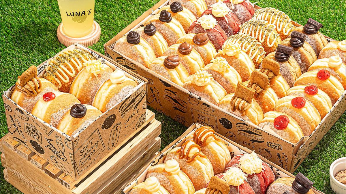 Luna's Doughnuts, Sensasi Doughnuts Bomboloni Fluffy yang Tengah Hits ...