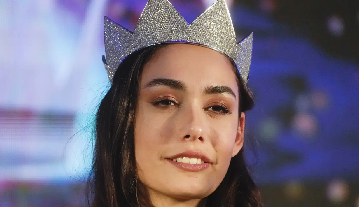 Pesona Lavinia Abate, Miss Italia 2022 yang Berusia 18 Tahun - Foto ...