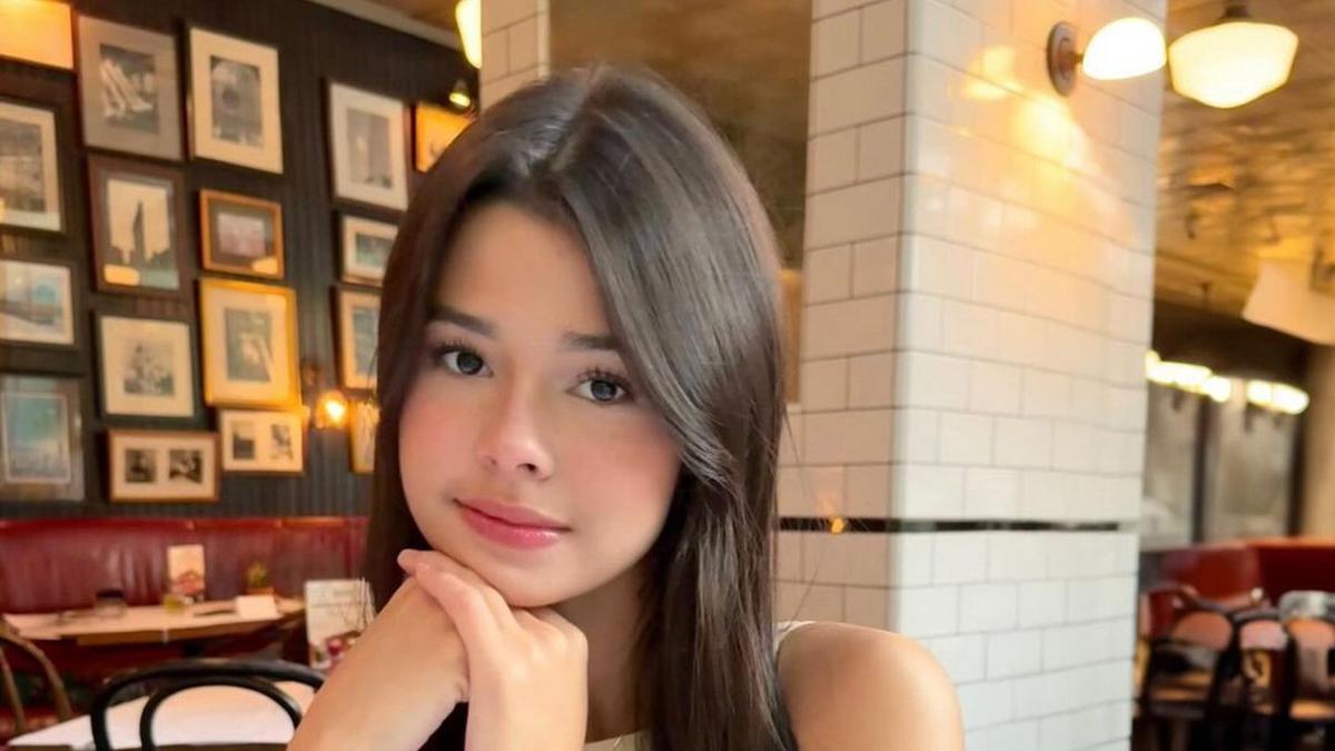 7 Gaya Outfit Maria Theodore yang Menambah Kesan Cantik dan Imut Dalam ...