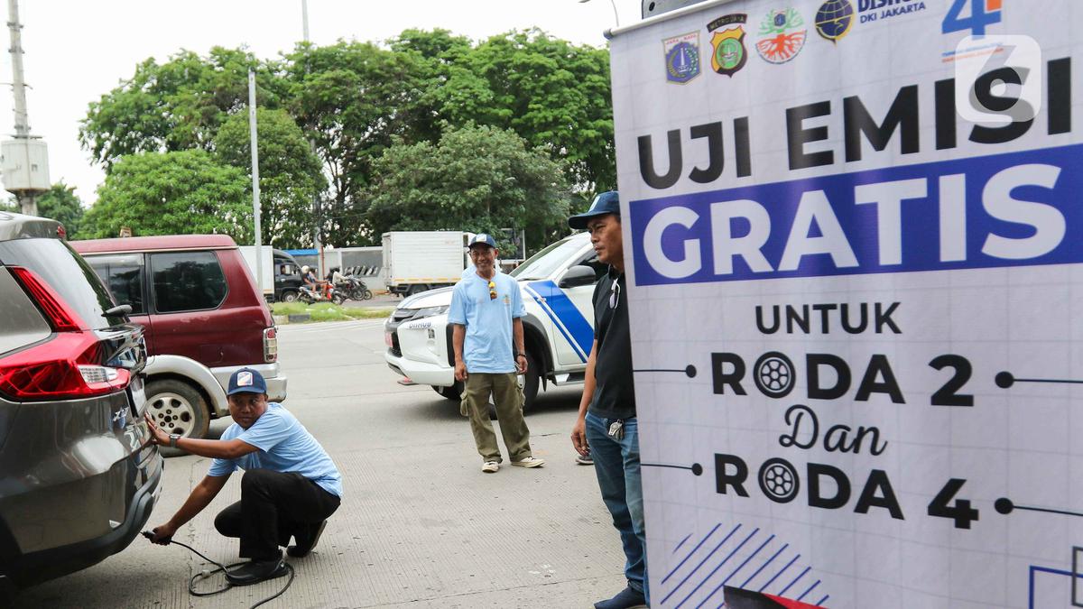 Uji Emisi DLH DKI Jakarta, Kendaraan Tak Lolos Diberi Edukasi - Foto Liputan6.com