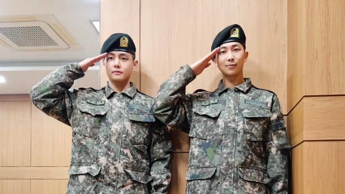 RM dan V BTS Dinobatkan Jadi Trainee Elit di Wamil, Diakui Memberi ...