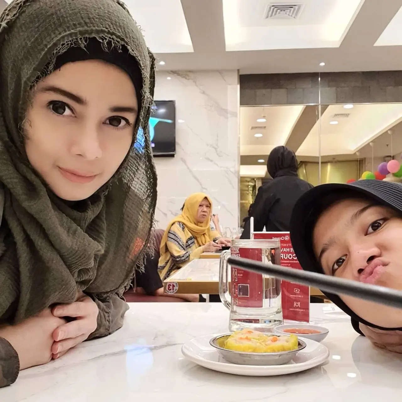 Lama Vakum, Ini 6 Potret Terbaru Jihan Fahira yang Awet Muda - Hot Liputan6.com