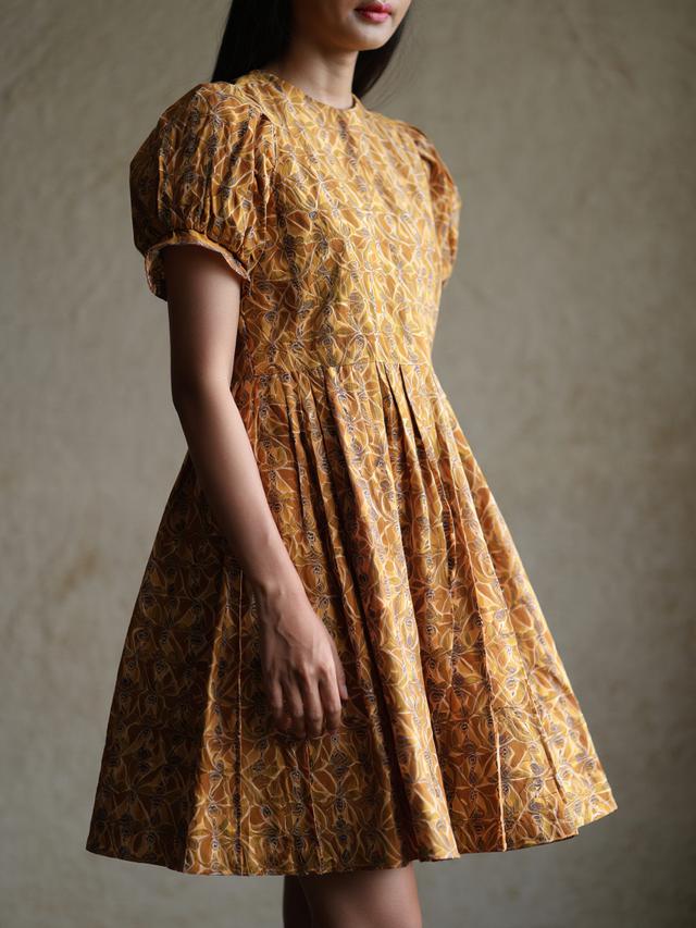 11 Model Dress Batik A Line Terbaru 2025, Tampil Elegan di Setiap Momen