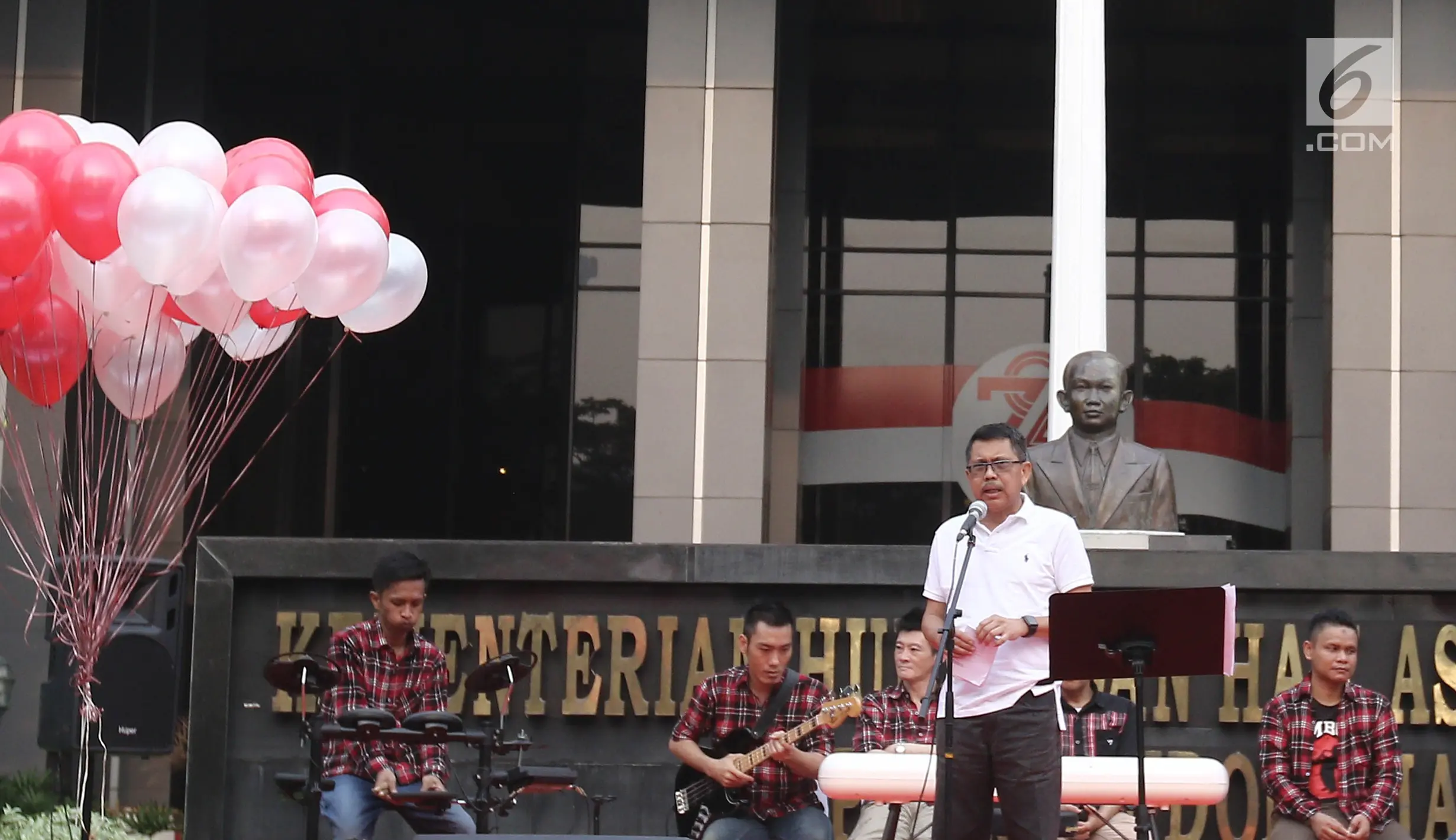 PHOTO: Kemenkumham Gelar Lomba Lukis Massal - Foto Liputan6.com