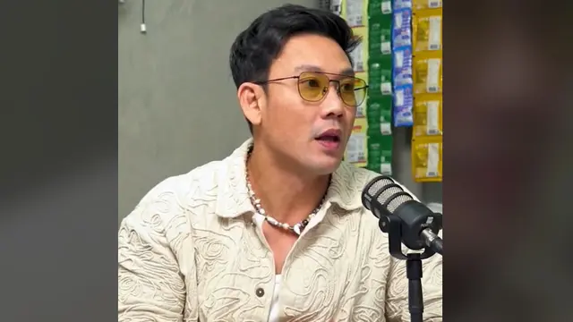 Denny Sumargo Sebut Pernah Punya KTP Islam: Gue ke Masjid, Salat - ShowBiz Liputan6.com
