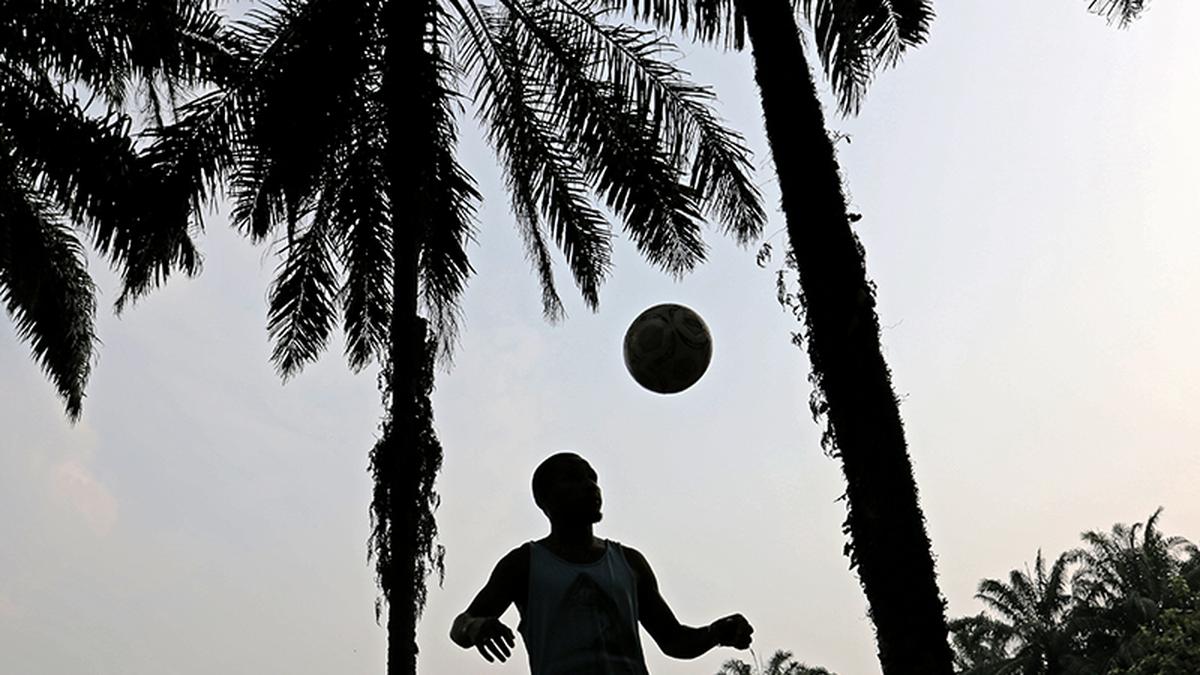 Lembaran Baru Oktovianus Maniani - Foto Bola.com