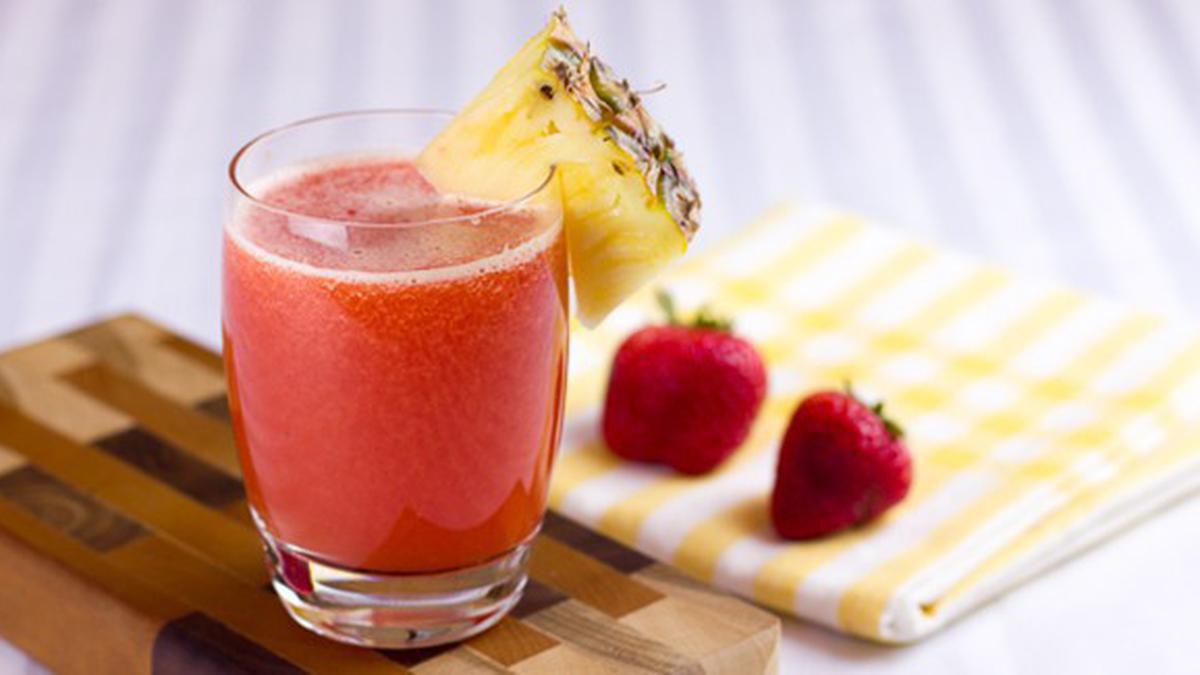 Resep Jus Stroberi Nanas Ceria - Lifestyle Fimela.com