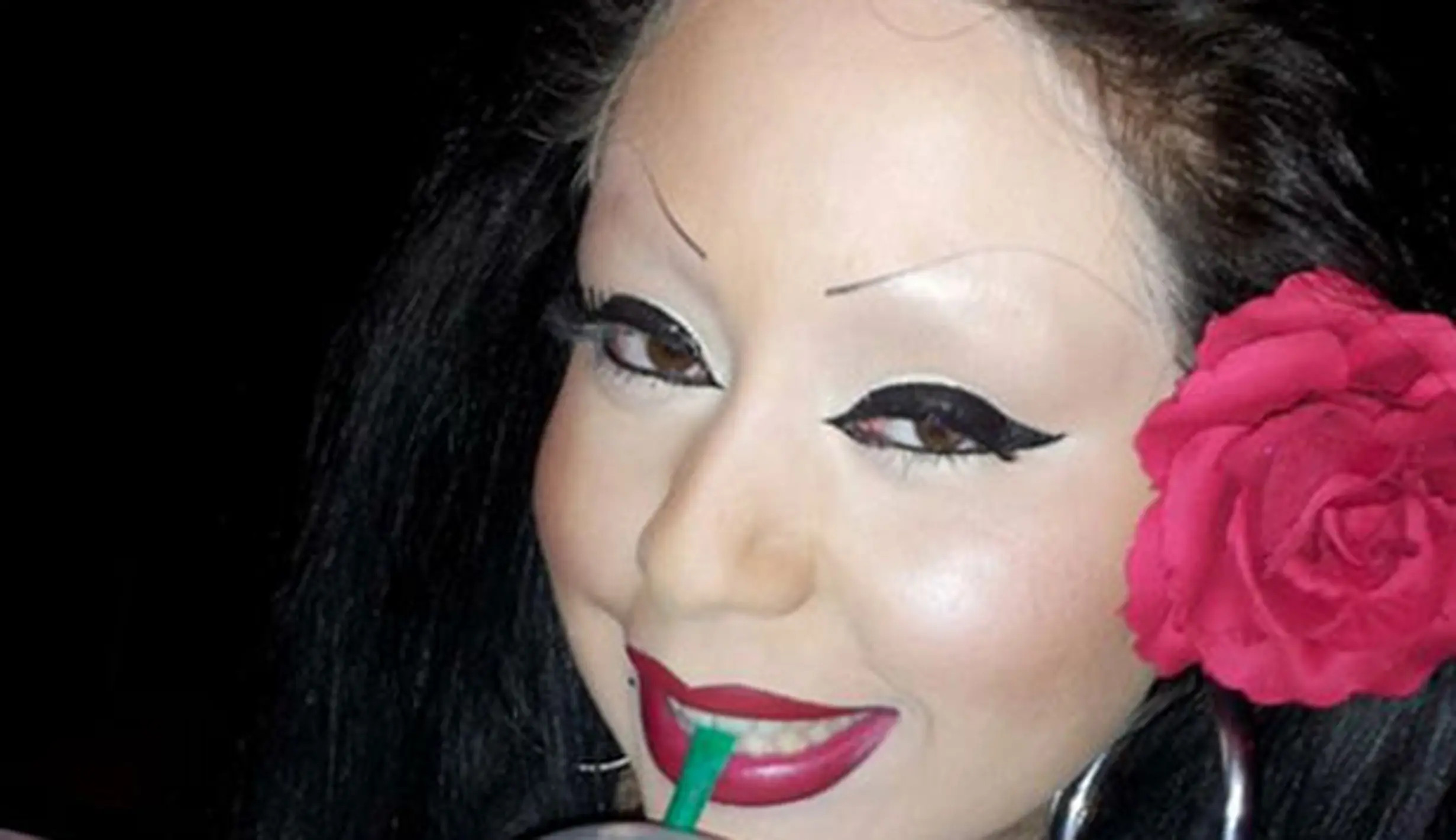 15 Makeup Super Menor Yang Bikin Wanita Jadi Jelek