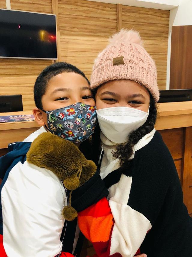 6 Potret Amora dan Kellen Lemos, Anak Kris Dayanti Kompak Sejak Kecil