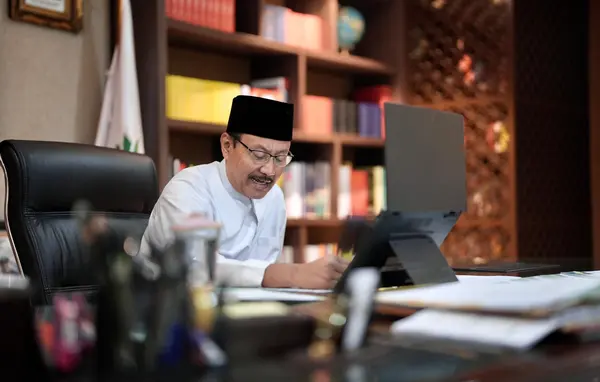 Apa Saja Isi PPT yang Efektif dan Menarik? Panduan Lengkap - Feeds ...