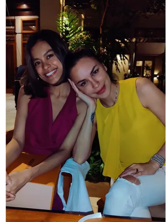 15 Potret Eva Celia dari Kecil Hingga Dewasa - Photo Fimela.com