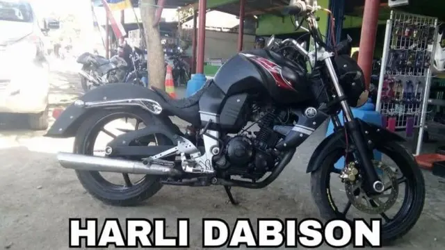 Meme Otomotif Pekan Ini: Mencari Kebahagiaan Bersama Naik Motor Bebek