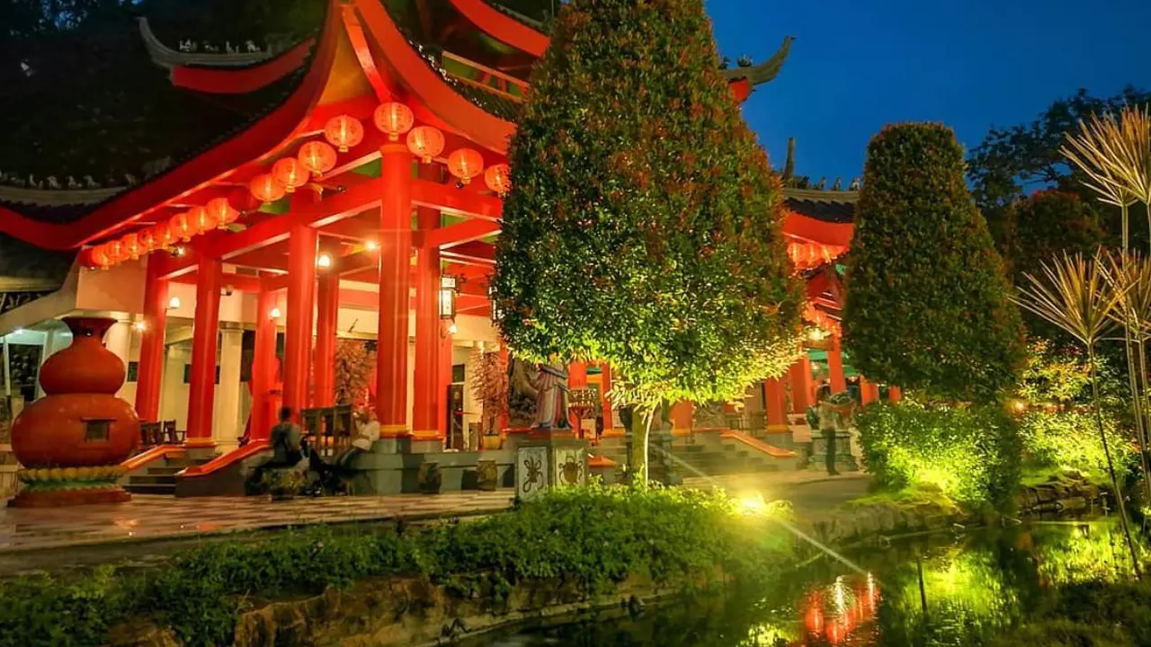 6 Kelenteng Terbesar dan Bersejarah di Indonesia - Lifestyle Liputan6.com