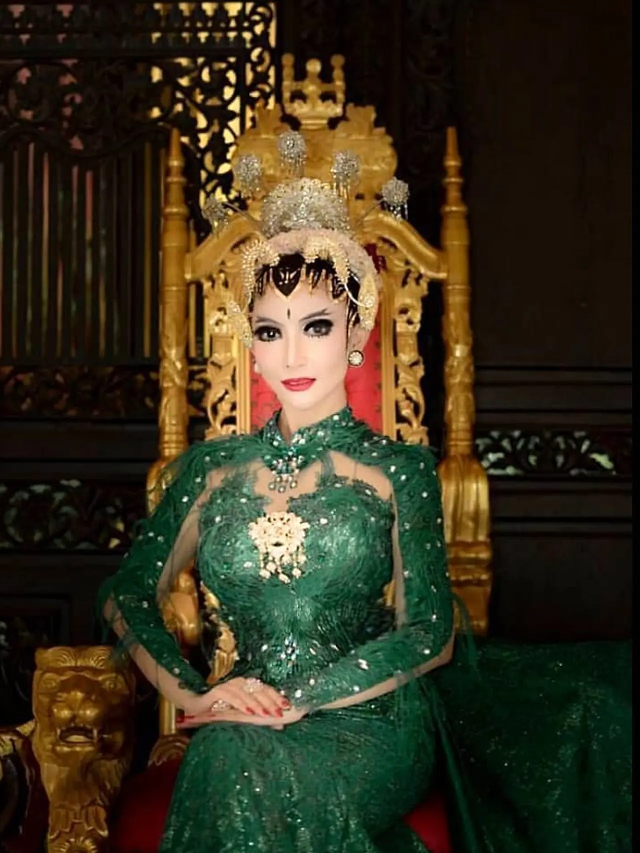 Benarkah Roro Fitria Bukan Keturunan Kerajaan? - ShowBiz Liputan6.com