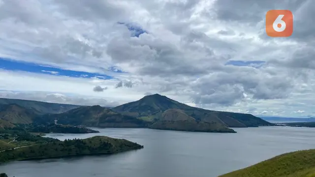 Mengenal Danau Toba, Destinasi Wisata Alam yang Wajib Dikunjungi ...